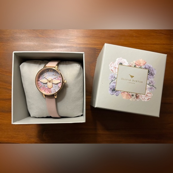 OLIVIA BURTON | Accessories | Nwt Olivia Burton Watch 34mm British Blooms 3d Bee Vegan Rose Rose ...
